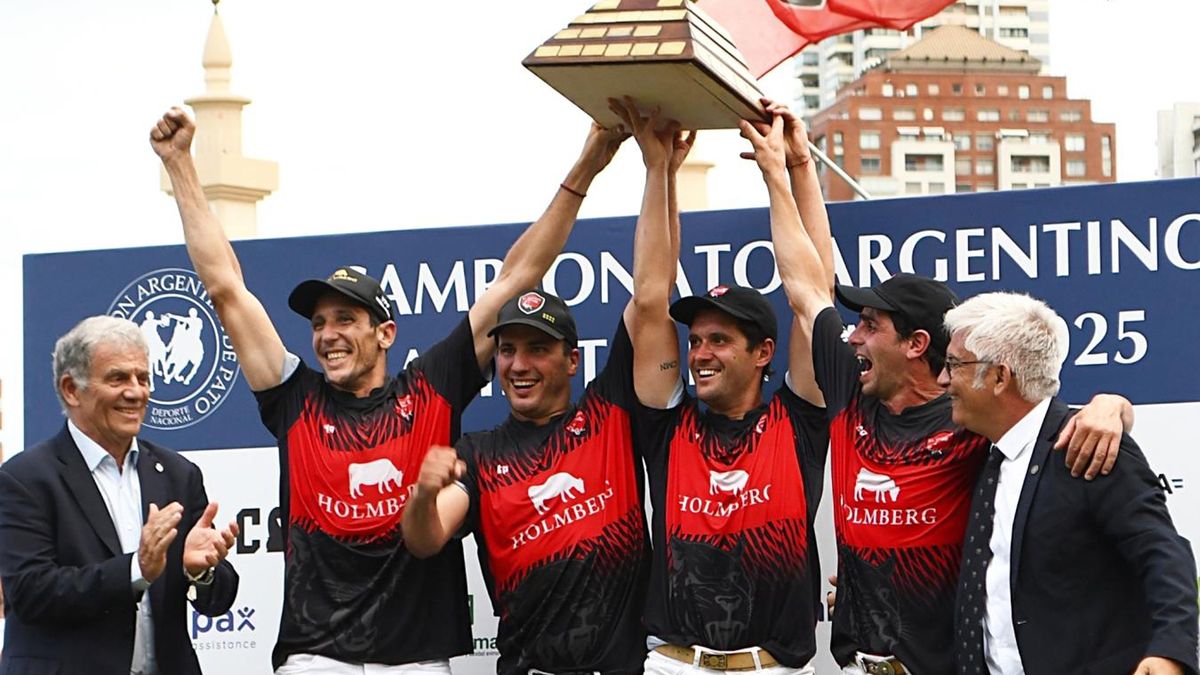 Federico Ferrari, figura y campeón por tercera vez del Abierto Argentino de Pato