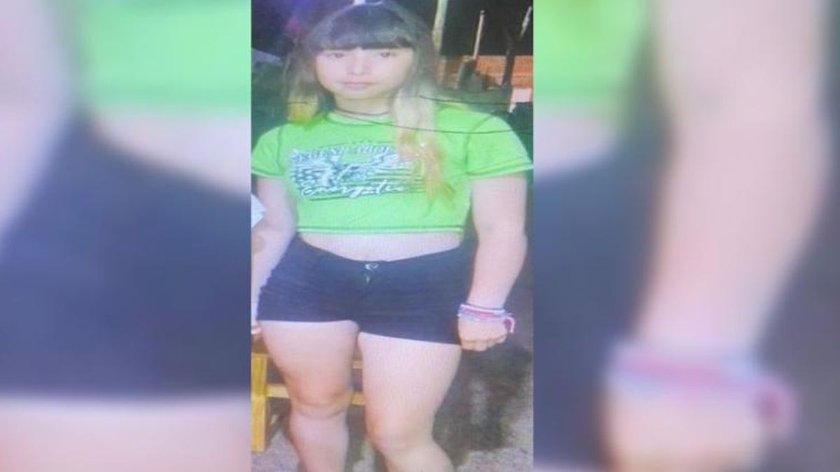 Comparten la imagen de una adolescente buscada por la madre