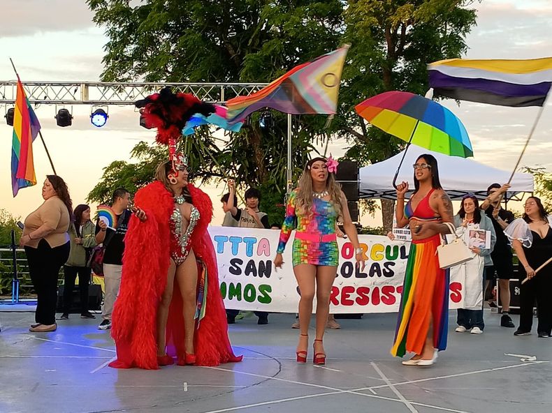 VII Marcha del Orgullo en San Nicolás: color, memoria y demandas que ...