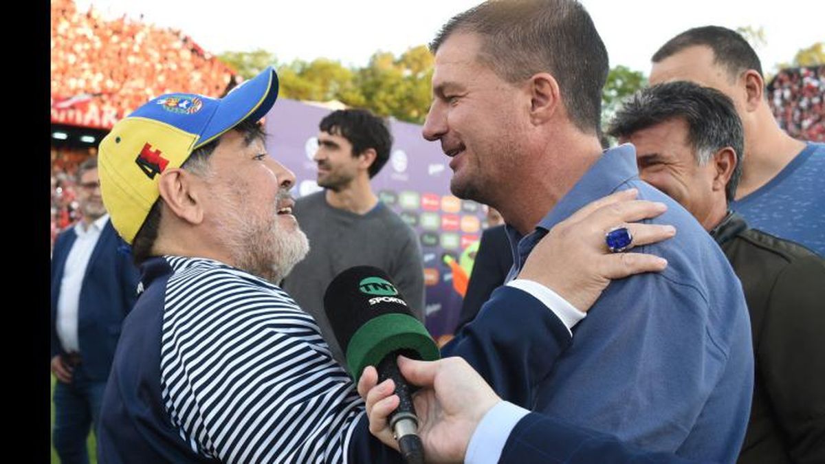 Gustavo Raggio sería anunciado como nuevo técnico de Douglas