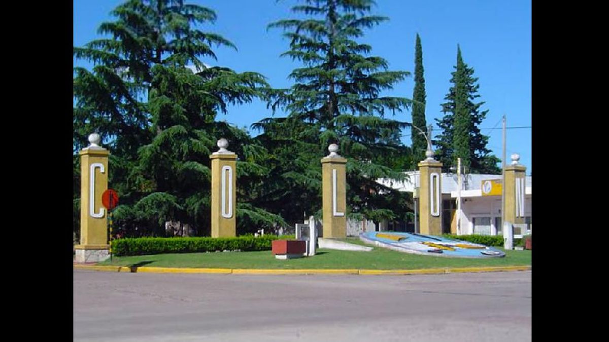 Colón, Rauch y Bolívar, un paso atrás: vuelven a fase de aislamiento