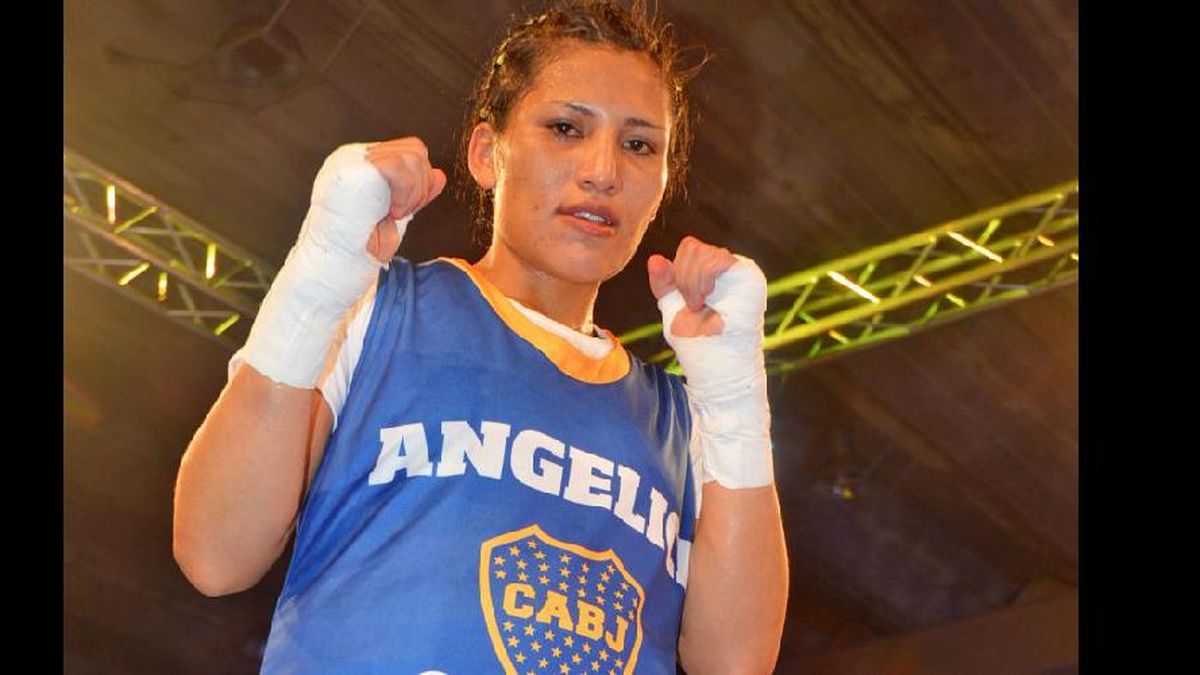 Anahí Sánchez irá por el título mundial superpluma de la FIB el 19 de marzo