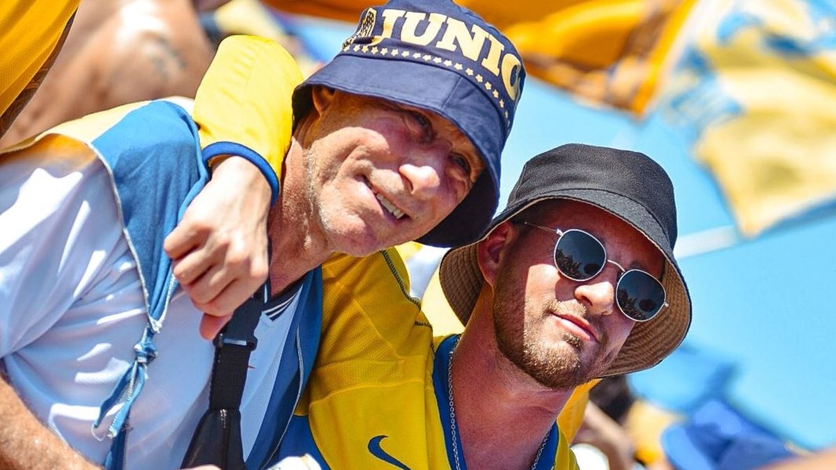 Un Día del Padre inolvidable: padre e hijo de Pergamino alientan a Boca ...