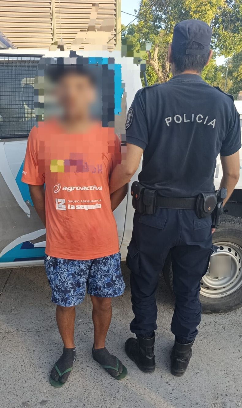 Allanamientos en Pergamino: tres aprehendidos por un caso de un hombre ...