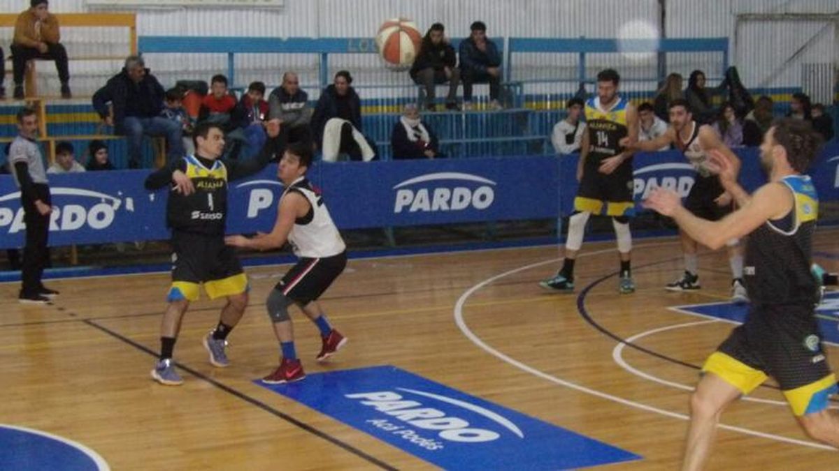 Finalizó la fecha 15 del Torneo Apertura de basquetbol local