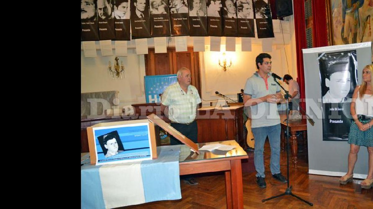 Memoria y Verdad: en un emotivo acto velaron los restos de Julio di Gangi