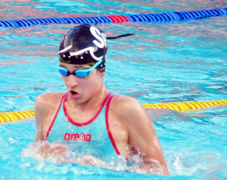 Helena Arbeleche cerró el año con doble oro y récords en el Campeonato ...